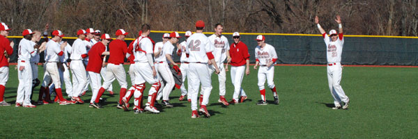 Baseball – The Clarion