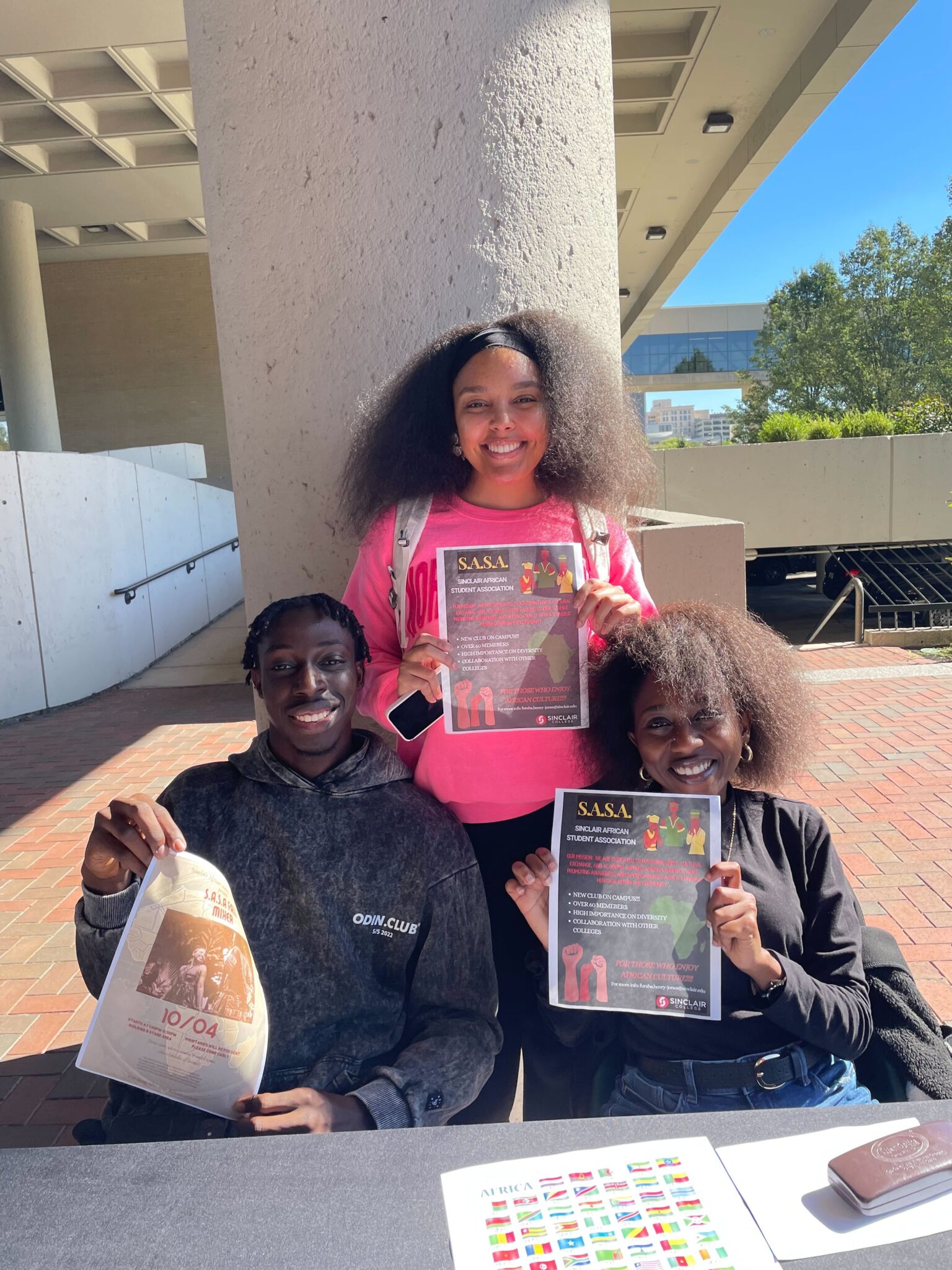 Students, faculty beat the heat in fun-filled Fall Mixer – The Clarion